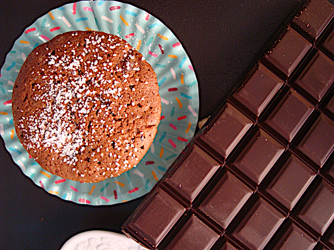 Κεκάκια με τρεις σοκολάτες - Miss Tasty