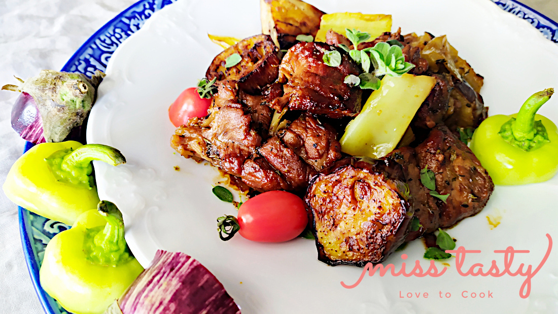 Αρνάκι κρασάτο σαν σπεντζοφάι - Miss Tasty